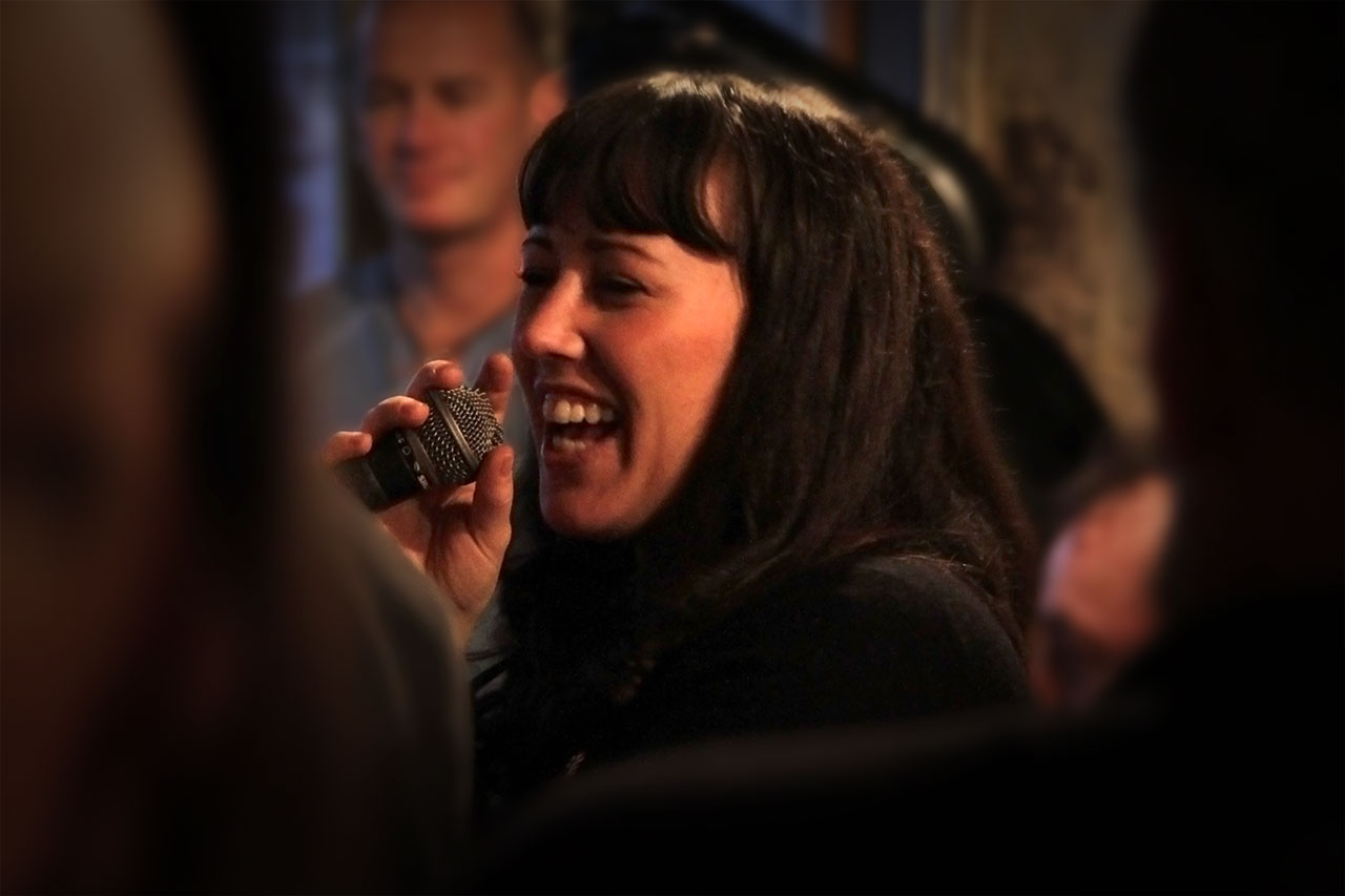 Fem Belling - Jazz Vocalist, Violinist and imporvisationalist. Musician.